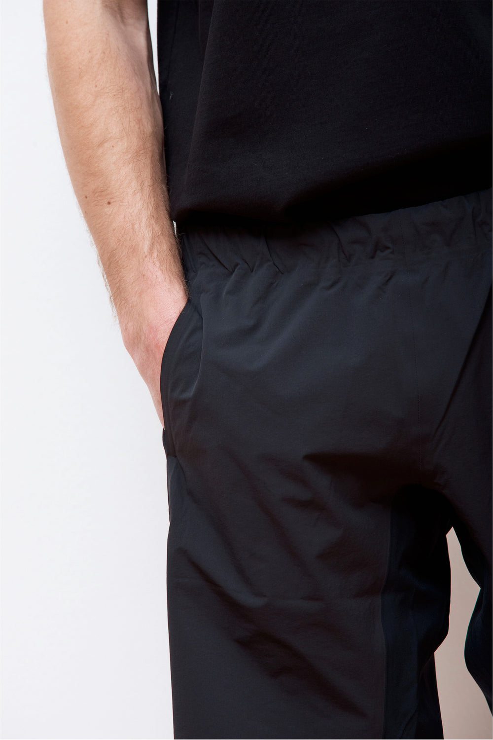 Veilance Secant Comp Short M Black
